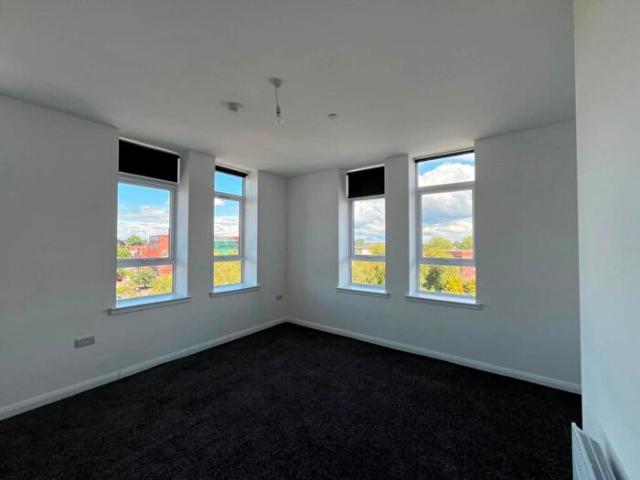 2 Bedroom Apartment To Rent In Sutherland House, Matlock Road, CV1