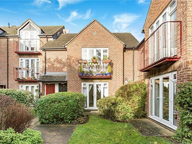 2 Bedroom Apartment To Rent In Sunderland Avenue, Oxford, Oxfordshire, OX2