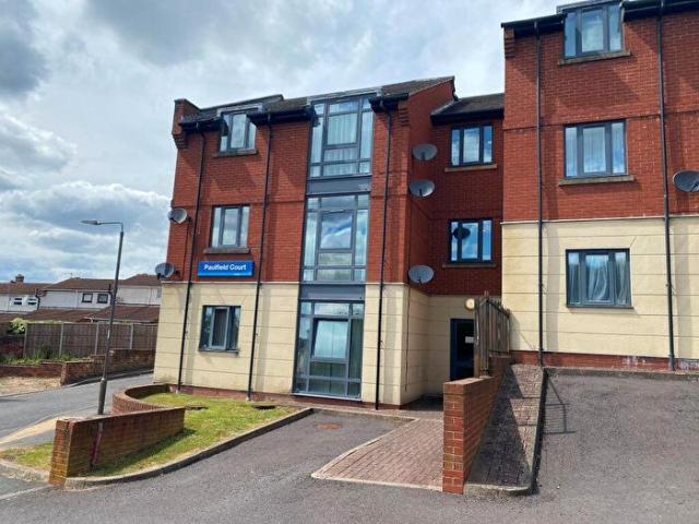 2 Bedroom Apartment To Rent In Paulfield Court, Meadow Lane, Swadlincote, Derbyshire, DE11