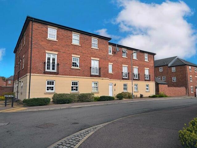 2 Bedroom Apartment To Rent In Proclamation Avenue, Desborough, NN14