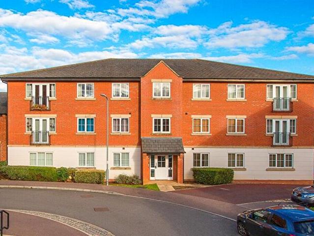 2 Bedroom Apartment To Rent In Proclamation Avenue, Rothwell, Kettering, NN14