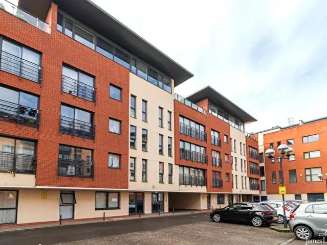 2 Bedroom Apartment To Rent In Rea Place, Birmingham, B12