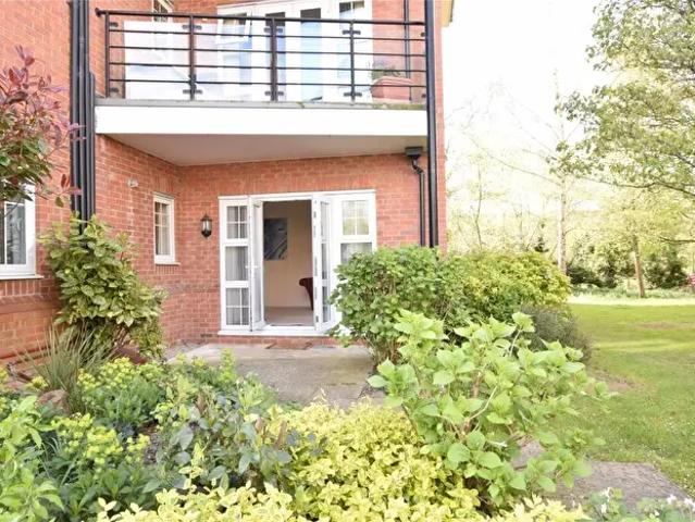 2 Bedroom Apartment To Rent In River View Terrace, Abingdon, Oxfordshire, OX14
