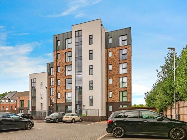 2 Bedroom Apartment To Rent In Wilford Lane, NG2