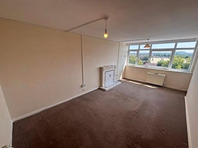 2 Bedroom Apartment To Rent In Wilford Lane, West Bridgford, Nottingham, NG2