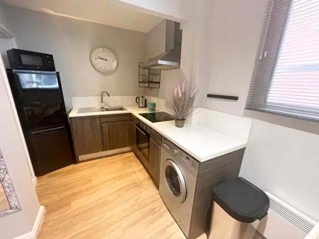 2 Bedroom Apartment To Rent In Winchester House, City Centre, NG1