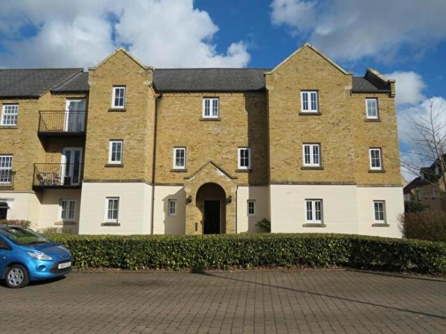 2 Bedroom Apartment To Rent In Tenby Grove, MK4