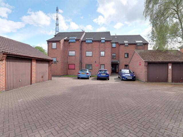 2 Bedroom Apartment To Rent In The Friary, Lenton, NG7