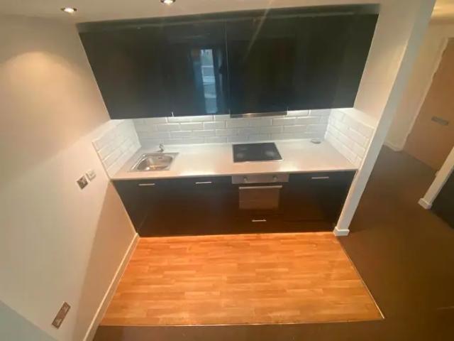 2 Bedroom Apartment To Rent In The Picture Works, Queens Road, NG2