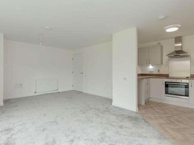 2 Bedroom Apartment To Rent In Thread Court, Glasgow, G40