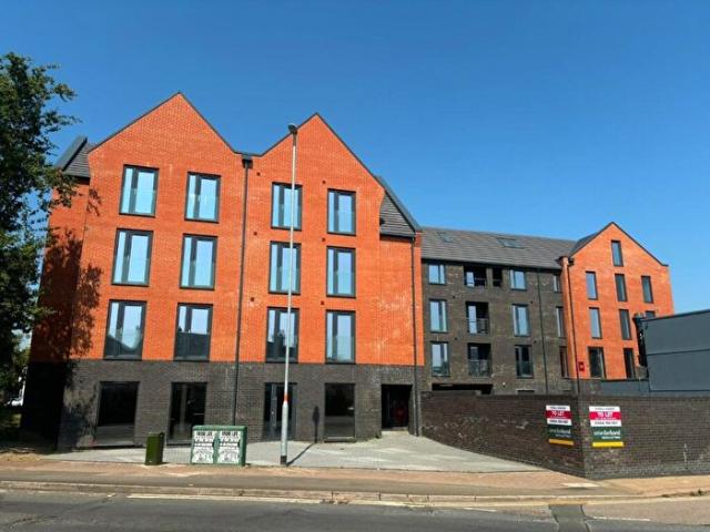 2 Bedroom Apartment To Rent In Tivoli House, Towcester Road, Far Cotton, Northampton, NN4