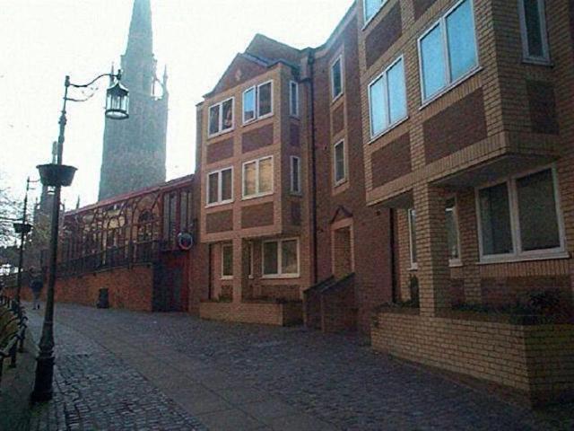 2 Bedroom Apartment To Rent In Trinity Walk, Broadgate, Coventry, West Midlands, CV1