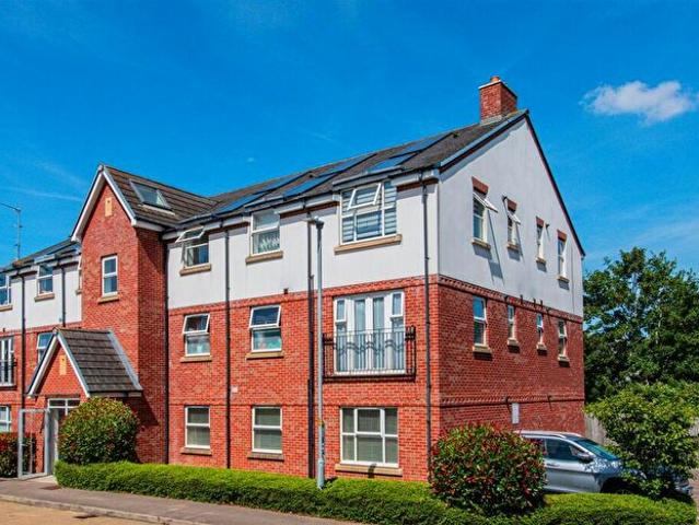 2 Bedroom Apartment To Rent In Tyne Way, Rushden, NN10