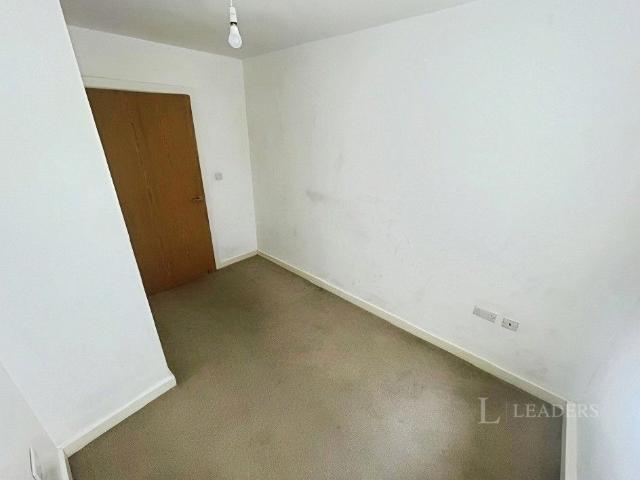 2 bedroom apartment to rent Old Bedford Road, Luton, Bedfordshire, LU2