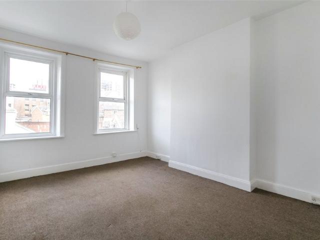 2 bedroom apartment to rent Old Christchurch Road, Bournemouth, BH1