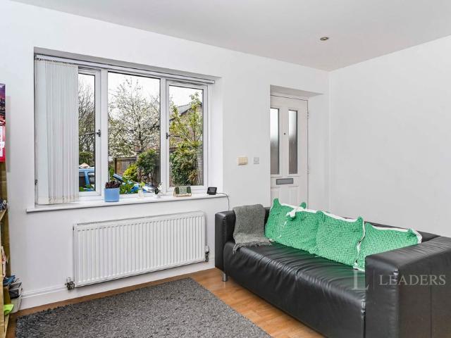 2 bedroom apartment to rent Lodge Place, Widnes, Cheshire, WA8