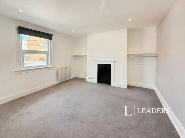 2 bedroom apartment to rent London Road, Brighton, East Sussex, BN1