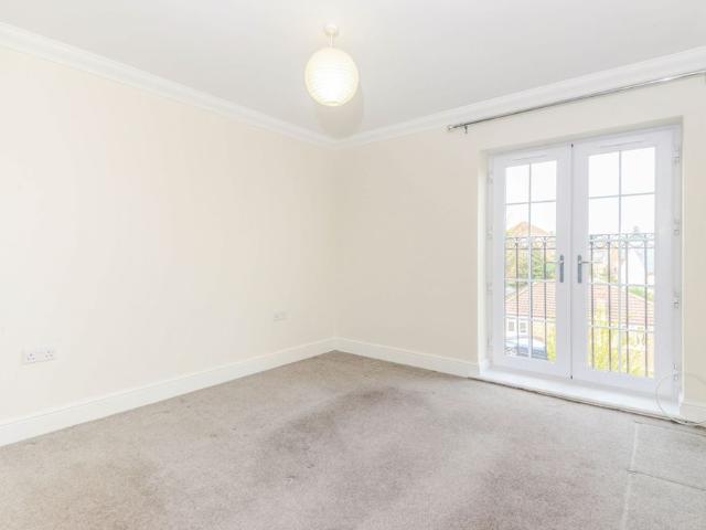 2 bedroom apartment to rent London Road, St. Albans, AL1