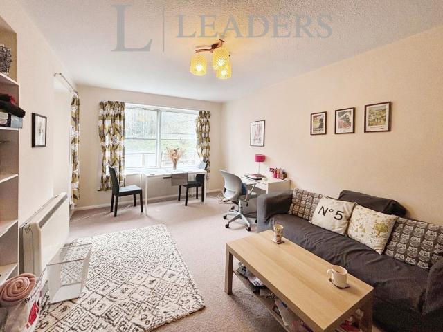 2 bedroom apartment to rent London Road, Patcham, Brighton, East Sussex, BN1
