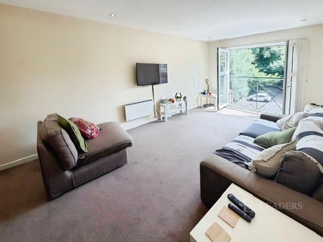 2 bedroom apartment to rent Ladybarn Lane, Manchester, M14