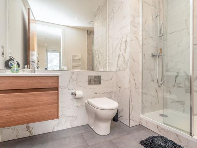 2 bedroom apartment to rent Lightbox, Blue, Salford, M50