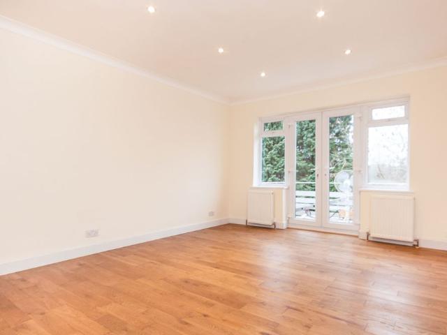 2 bedroom apartment to rent Lindfield Gardens, Guildford, GU1
