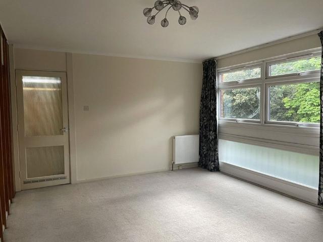 2 bedroom apartment to rent Maresfield, Croydon, CR0