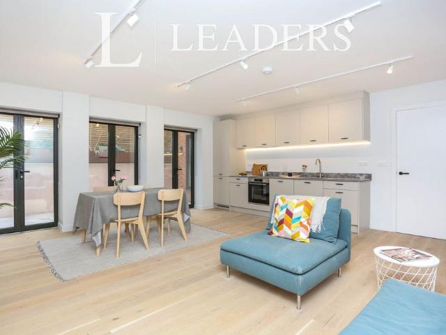 2 bedroom apartment to rent Marischal Road, London, SE13