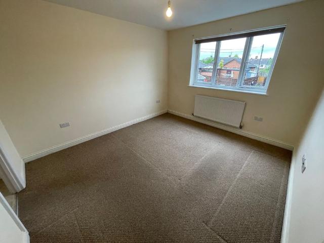 2 bedroom apartment to rent Marsh Road, Luton, LU3