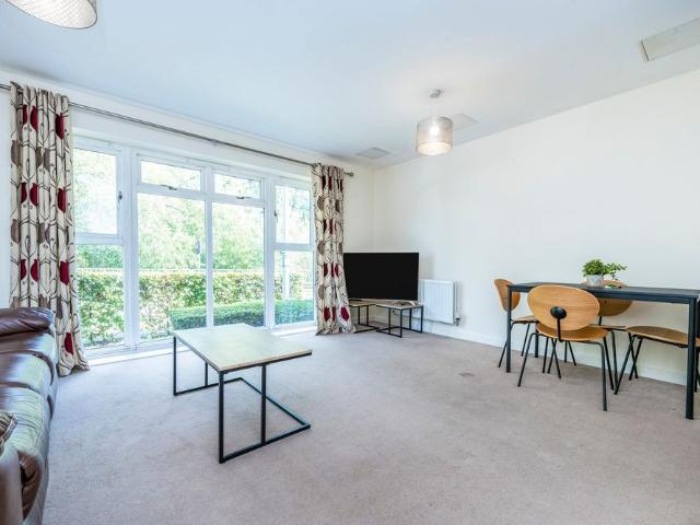 2 bedroom apartment to rent Millward Drive, Bletchley, Milton Keynes, Buckinghamshire, MK2