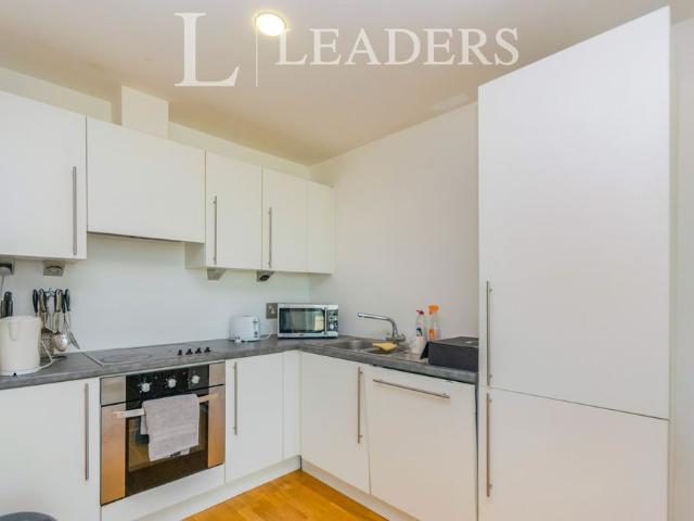 2 bedroom apartment to rent N V Building, 100 The Quays, Salford, M50