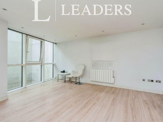 2 bedroom apartment to rent No 1 Building, Gunwharf Quays, Portsmouth, PO1