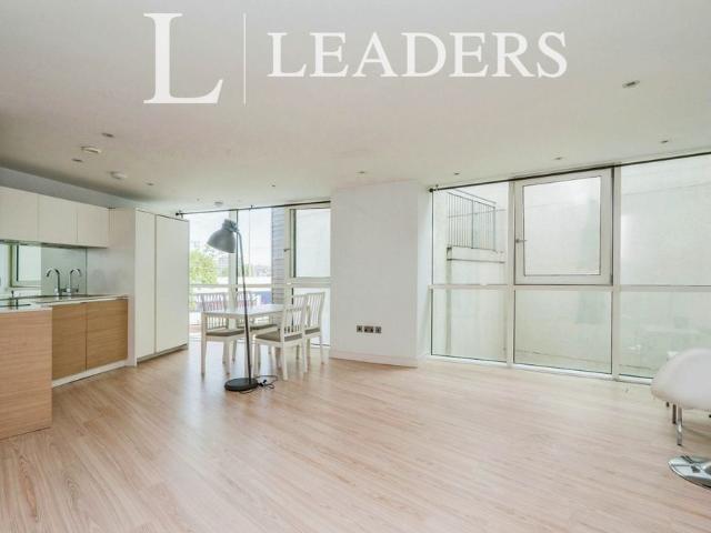 2 bedroom apartment to rent No 1 Building, Gunwharf Quays, Portsmouth, PO1