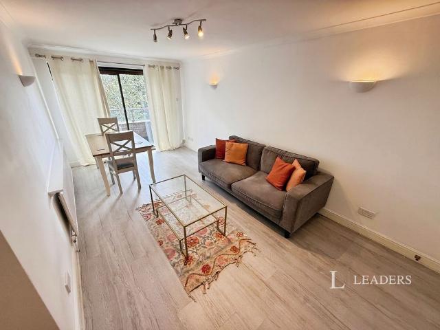 2 bedroom apartment to rent New Hunting Court, Thorpe Road, Peterborough, PE3