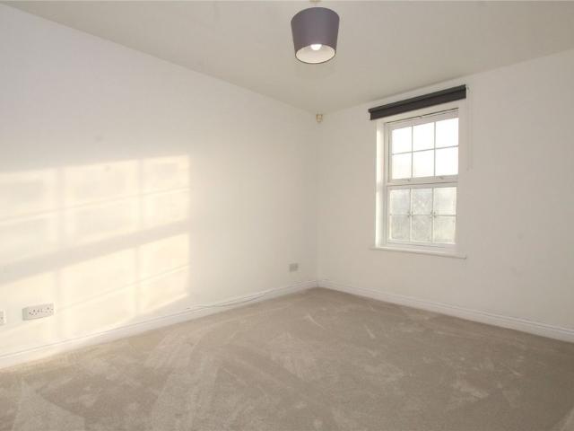 2 bedroom apartment to rent Scholars Court, Northampton, NN1