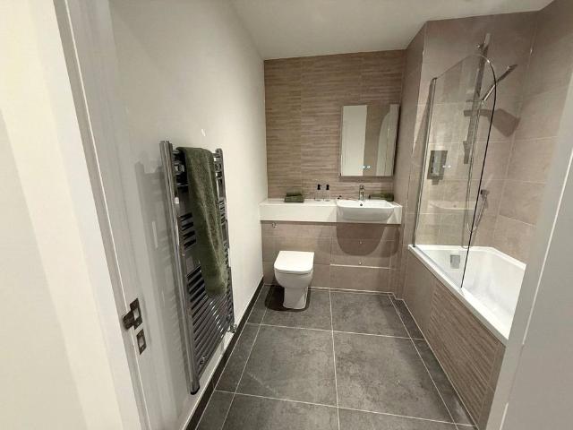 2 bedroom apartment to rent Silbury Boulevard, Milton Keynes, Buckinghamshire, MK9