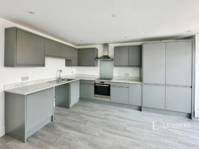 2 bedroom apartment to rent St. Leonards Road, Eastbourne, BN21