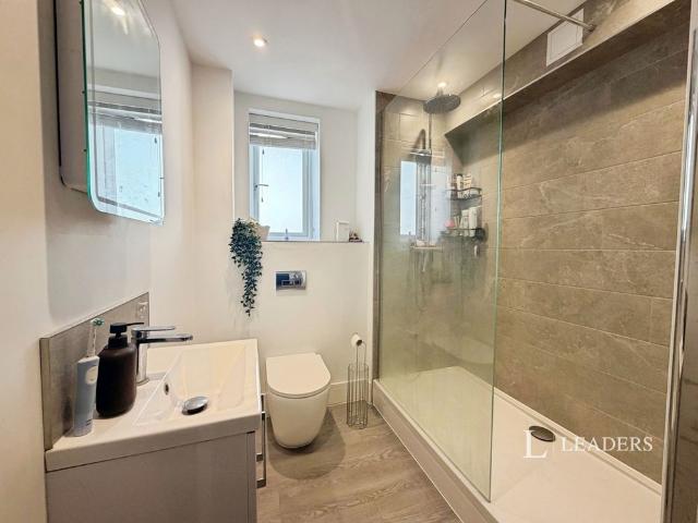2 bedroom apartment to rent St. Leonards Road, Eastbourne, East Sussex, BN21