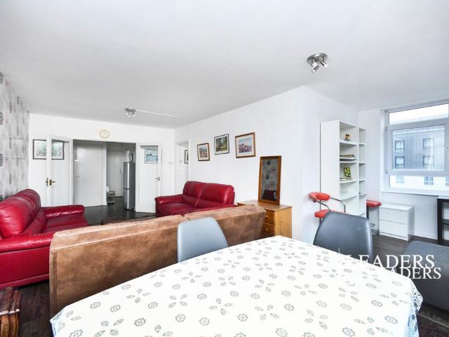 2 bedroom apartment to rent St. Margarets Place, Brighton, East Sussex, BN1