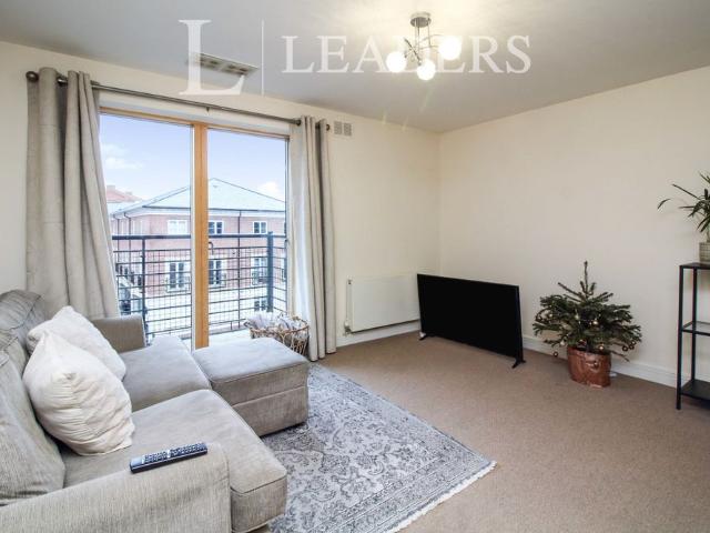 2 bedroom apartment to rent St. Wulstans Court, Bath Road, Worcester, WR5