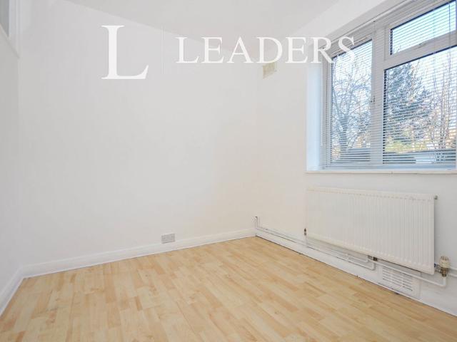 2 bedroom apartment to rent Stafford Court, Stafford Road, Croydon, CR0