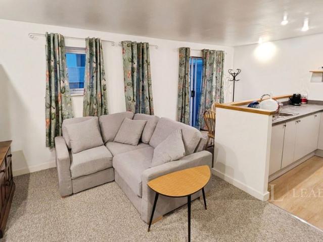 2 bedroom apartment to rent Stretford Road, Manchester, M15