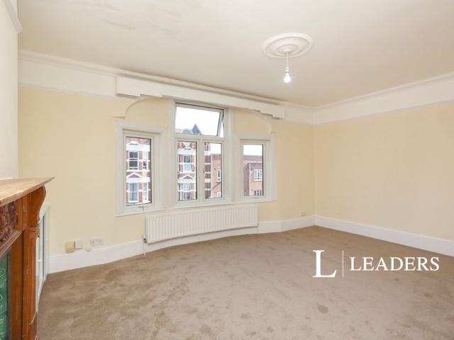 2 bedroom apartment to rent Sydenham Road, London, SE26