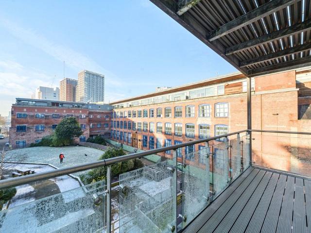 2 bedroom apartment to rent Pollard Street, Manchester, Greater Manchester, M4