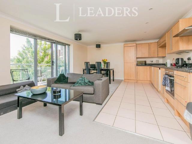 2 bedroom apartment to rent Quayside Drive, Colchester, CO2