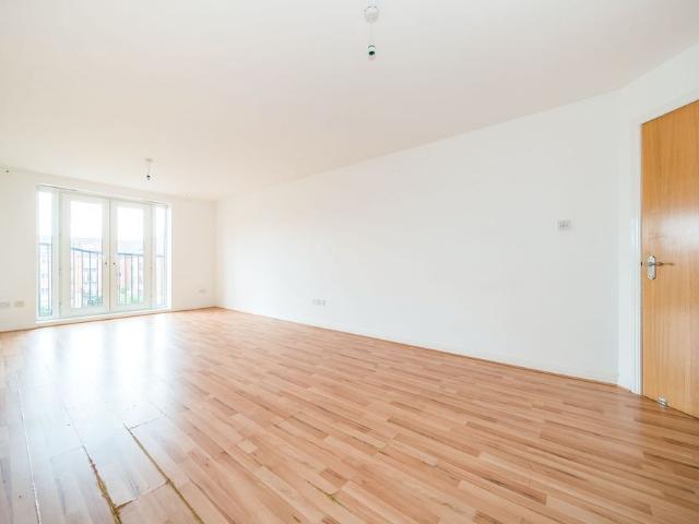 2 bedroom apartment to rent Quebec Quay, Liverpool, L3