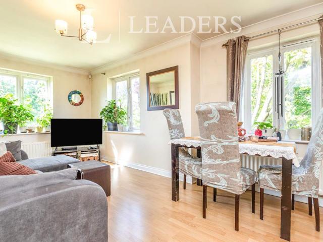 2 bedroom apartment to rent Royal Earlswood Park, Redhill, RH1