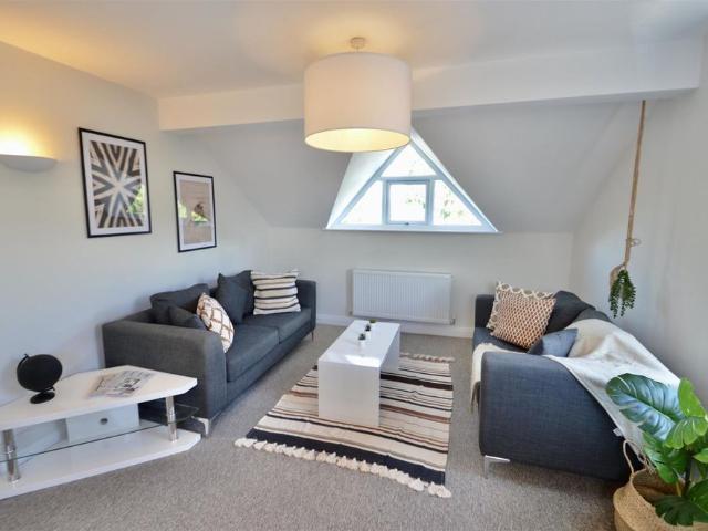 2 bedroom apartment to rent Radcliffe Road, Nottingham, NG2
