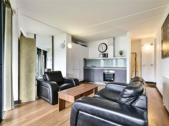 2 bedroom apartment to rent Woodfield Road, Altrincham, Greater Manchester, WA14