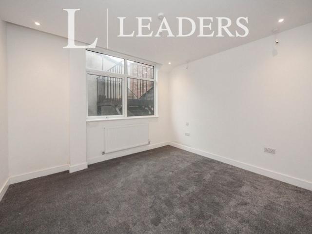 2 bedroom apartment to rent West Street, Dunstable, LU6